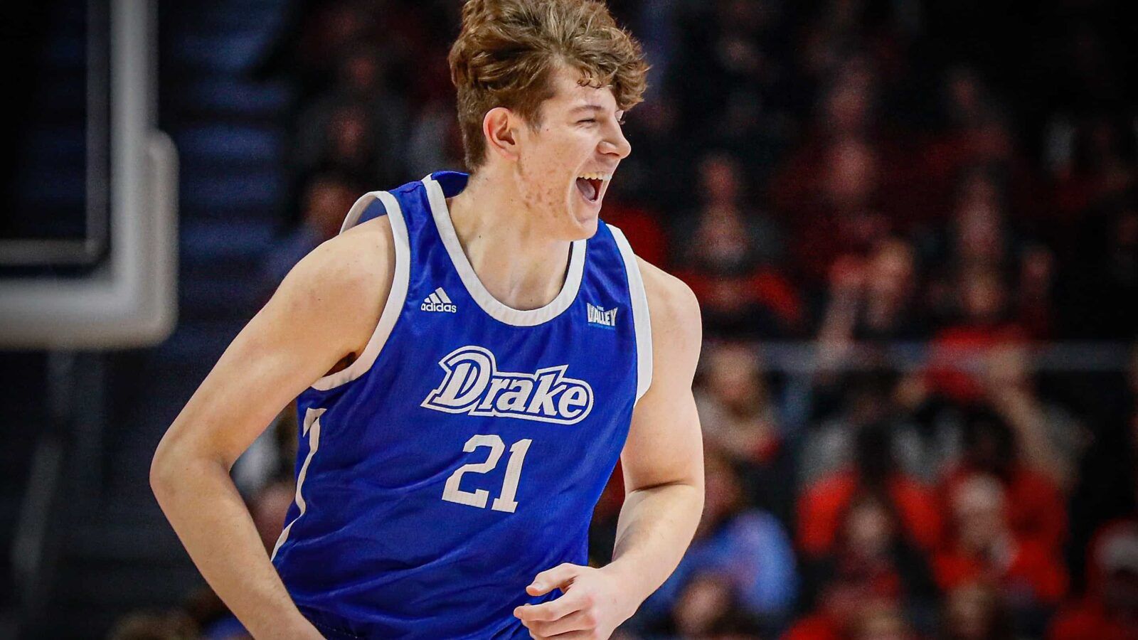 NCAA Tells Gophers to Provide More Info on Liam Robbins Waiver Request