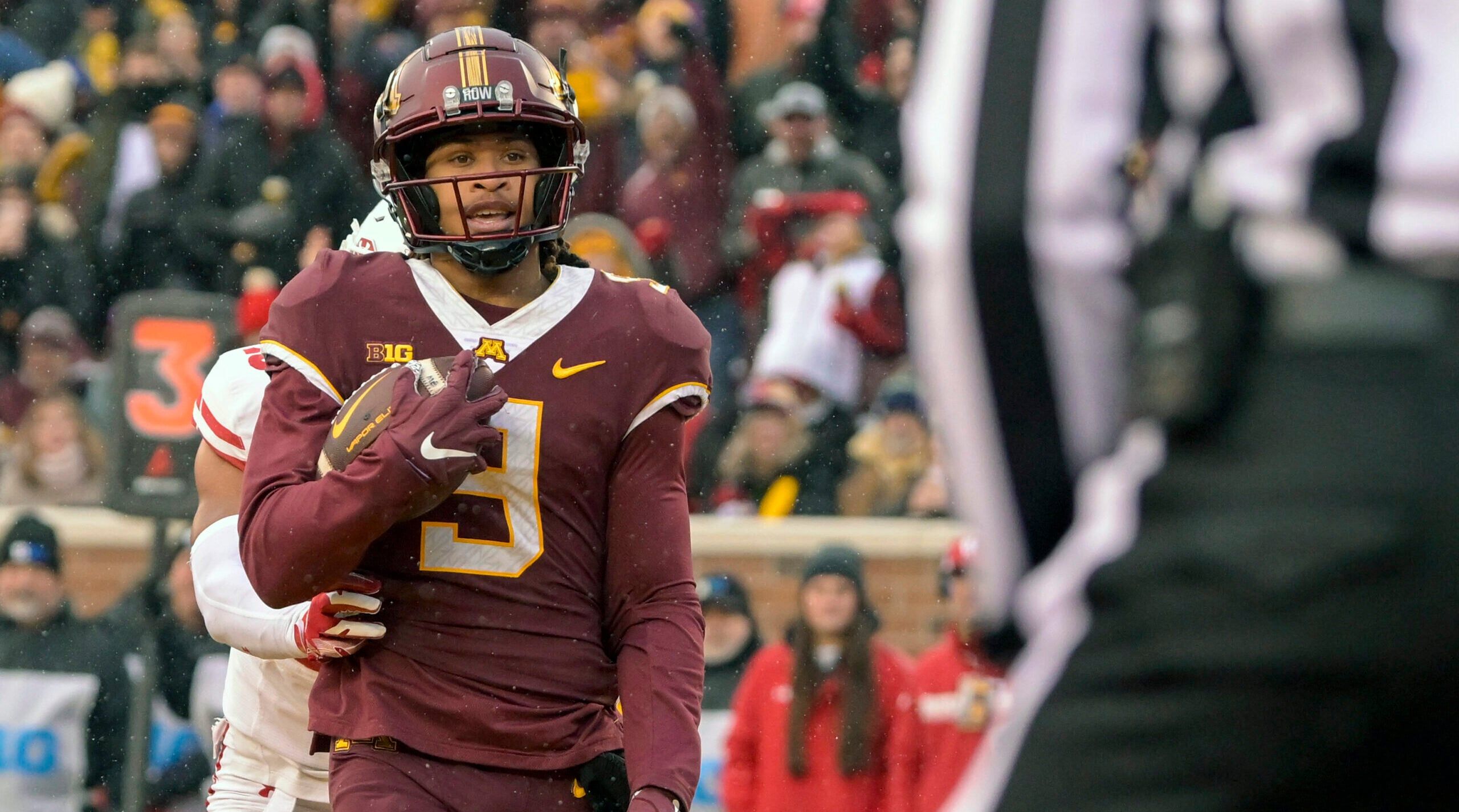 Gophers WR Catches Strays of "Little-Known" Praise from National CFB Expert