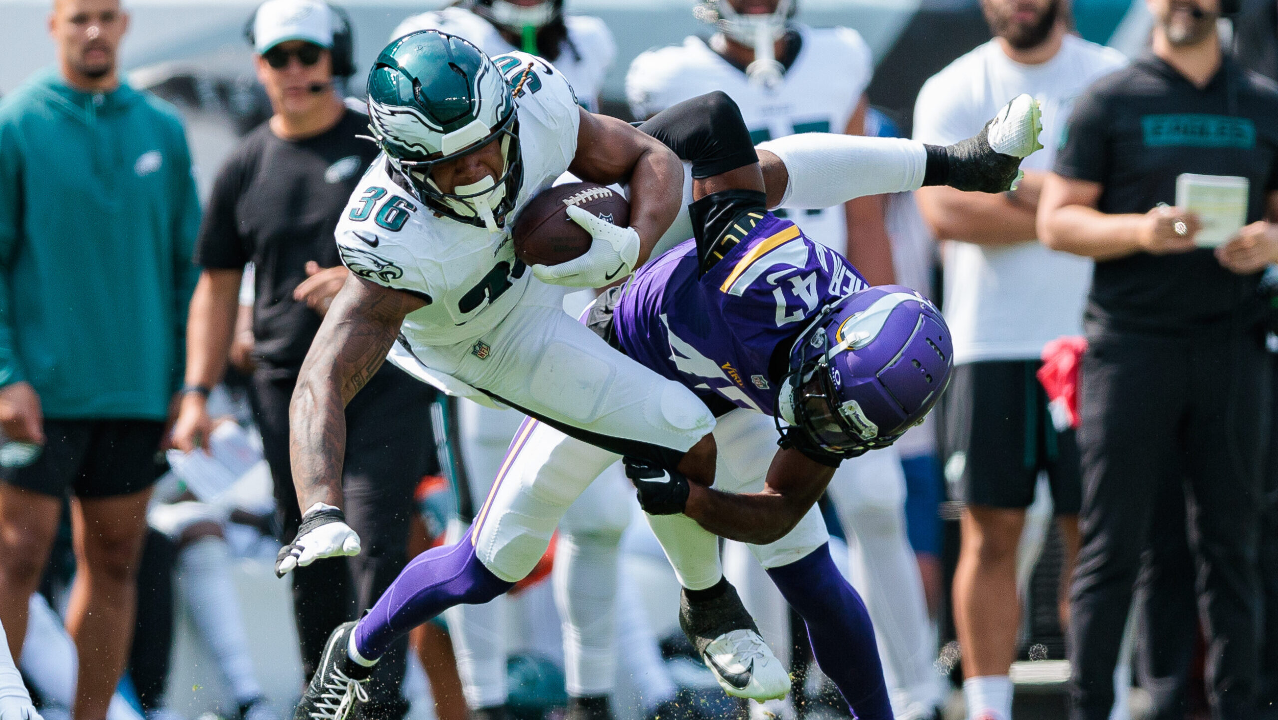 Will Dwight McGlothern Secure a Spot on the Vikings' Final 53-Man Roster?