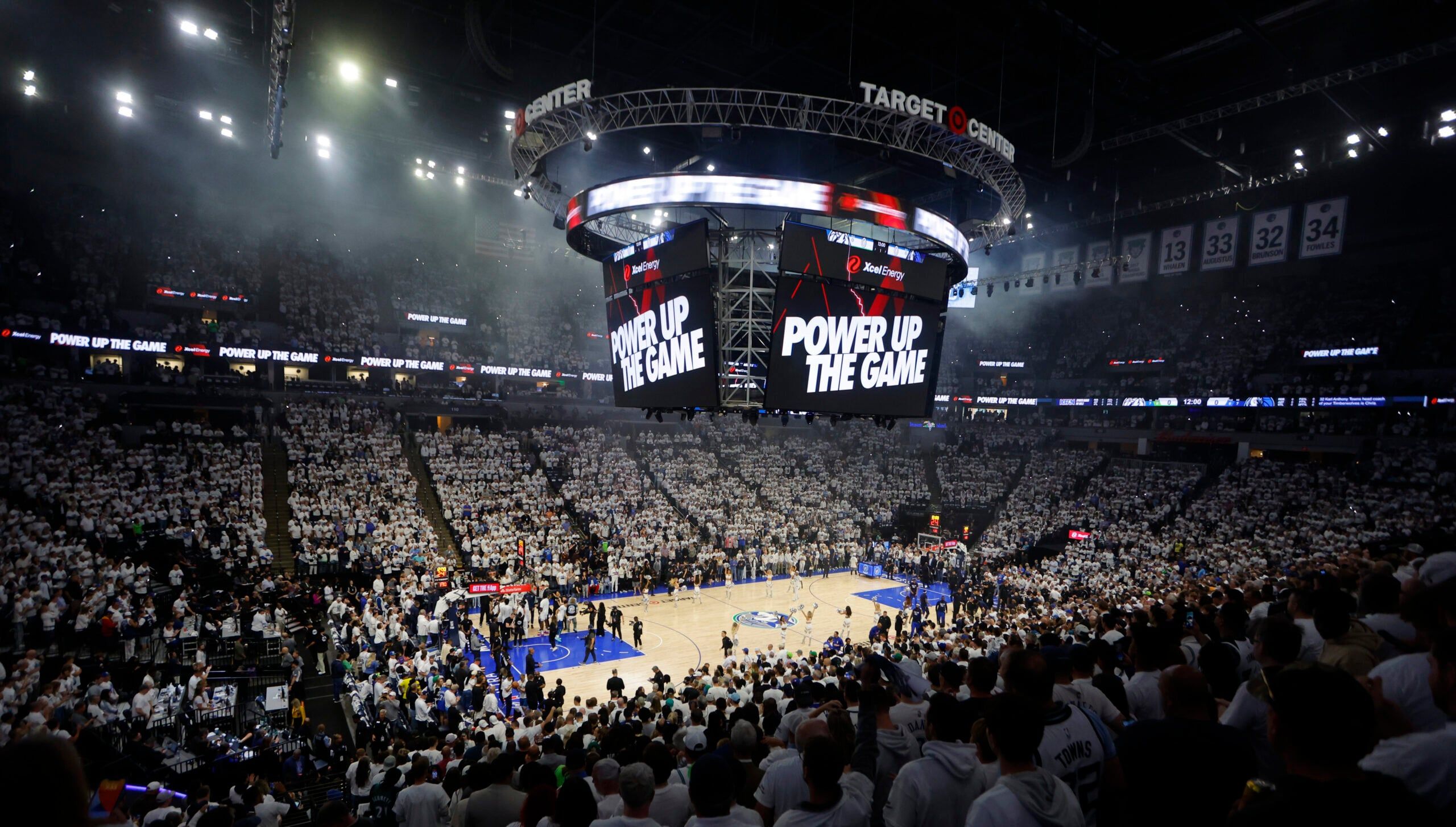 Target Center Roof Leaking During Game 1 of Timberwolves vs Mavericks