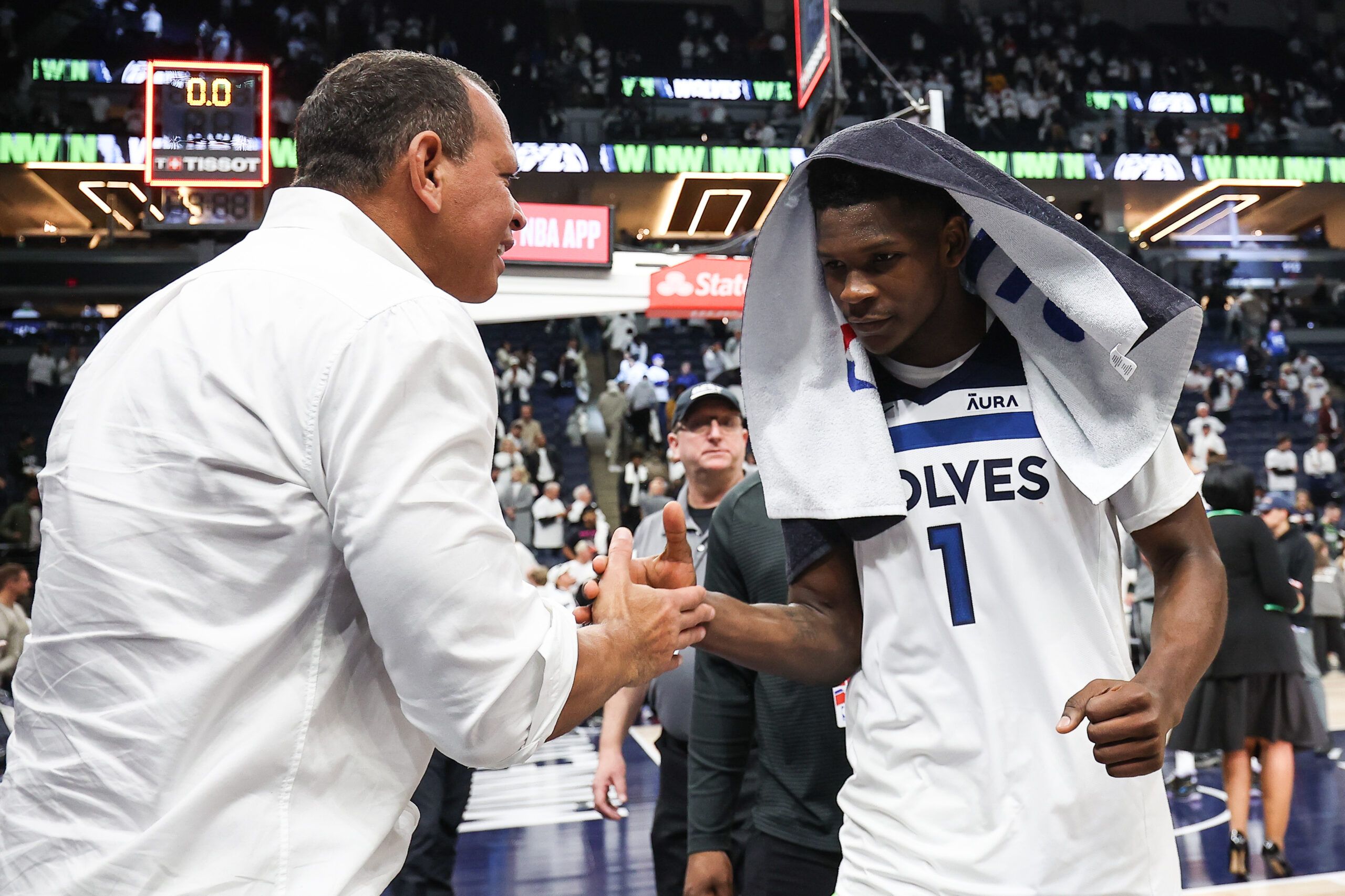 Timberwolves Strike Deal with iHeartRadio, Return to 100.3 KFAN Part-Time